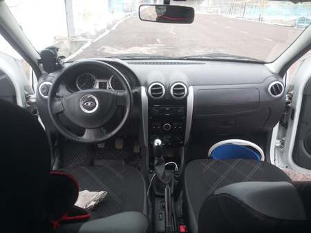 Lada Largus cross