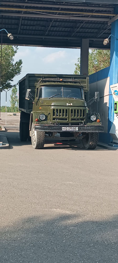 Zil 131 sotiladi