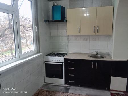 Продаю свою квартиру французской планировки срочно