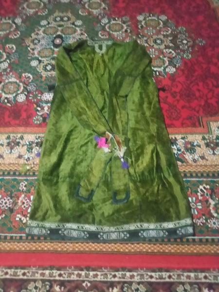 Паранжи кадимги холати яхши сотилади.