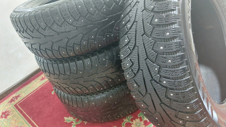 Balon zimniy NOKIAN 235/60 R18