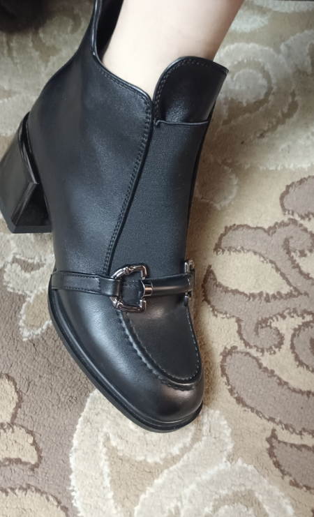 Gucci polsapog tozakojadan yengi 1marta kiyilgan. 37 razmer