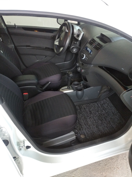 Spark sotiladi A/T.