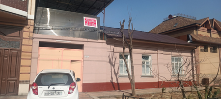 Ракат махаллада уй сотилади 3 сотук