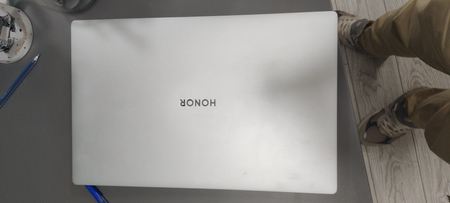 Honor MagicBook 16 obmen iphone 16 pro yoki ipad pro