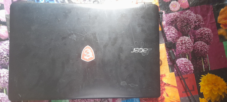Acer Aspire E1-572G