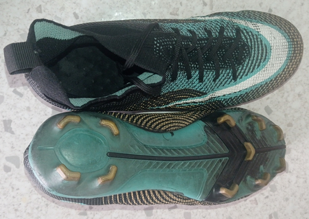 Бутсы Nike размер 38