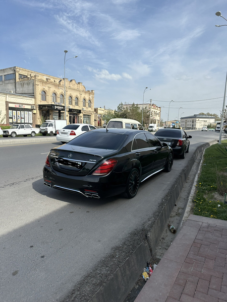 MercedesBens 221 (222AMG)