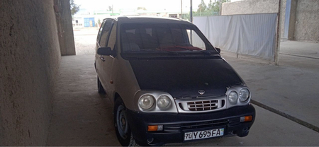 Niva 2120, 2002 yil