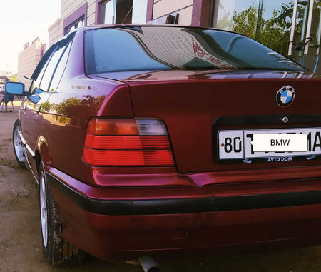 Продам BMW модел