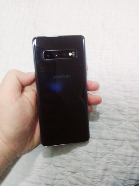 Samsung S10 sotiladi