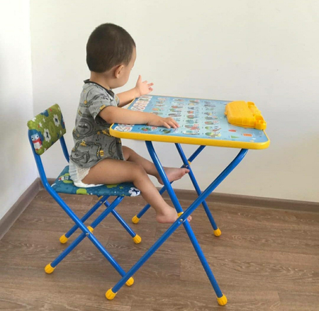 Российский складной детский стол+стул +пенал Nika kids Парта