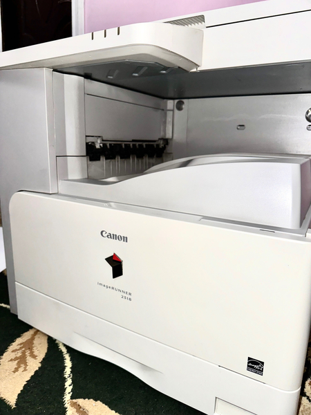 Canon IR 2318 A3 A4 Farmat 3/1 Printer Idyal xolatda Kam ishlagan