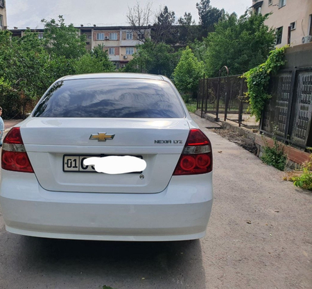 Продаётся нексия 3