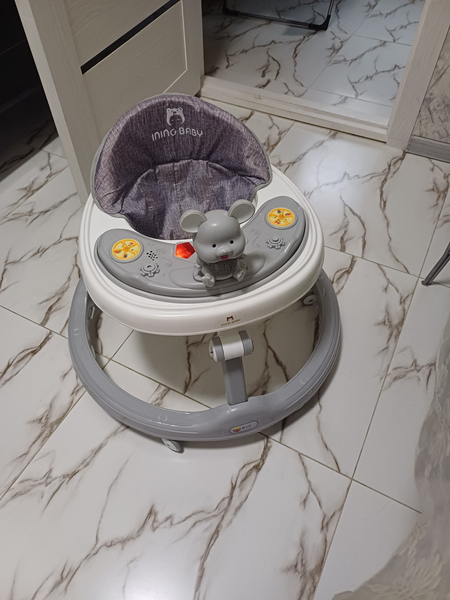 Продаётся детская ходунок Ining baby