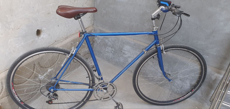 Velosiped sotiladi 28 razmer sport bike