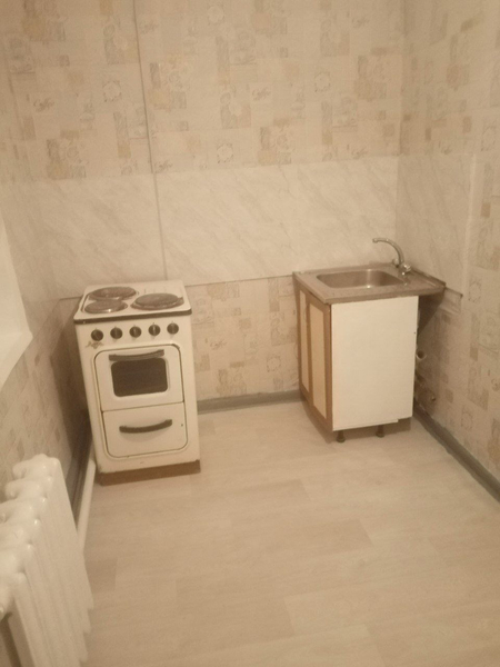 Срочно продам 1 комнатную в отличном состоянии. Сп-8