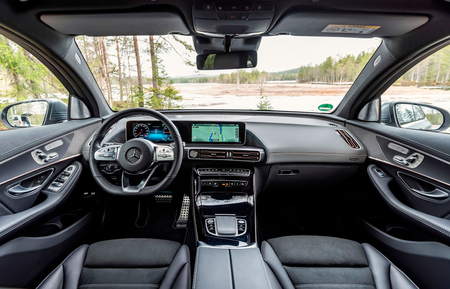 Mercedes egc 350 новая стоит в таможе ездила немного 52 000долл