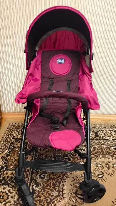 Прогулочная коляска Chicco Lite Way в идеальном состоянии