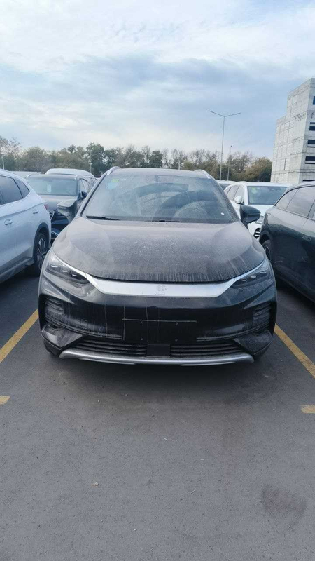 BYD TANG 730km 6 o`rindiq