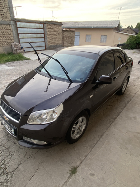 Nexia 3 2017  metan  9300$