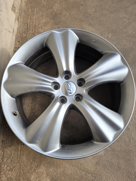 Diska Sotiladi Infiniti r20