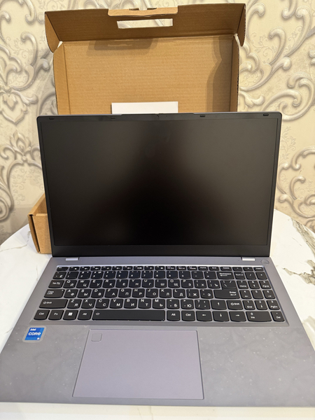Продается срочно абсолютно новый ноутбук :HANSON LAPTOP 15.6TRX HS