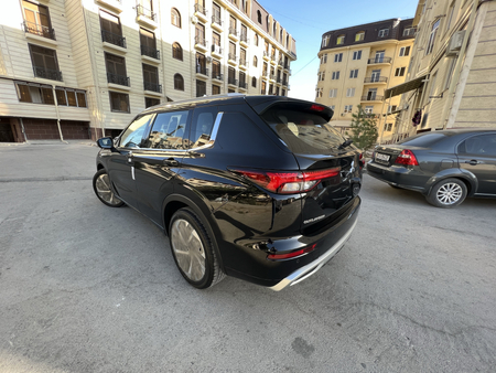 Sotiladi Mitsubishi Outlander srochno 4x4 probek 0
