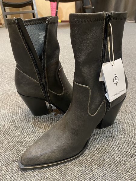 Ботинки Stradivarius из Испании