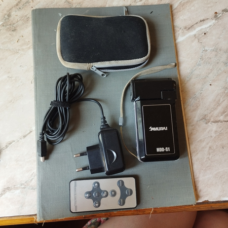 Камера  hdd-s1 с пультом и зарядным устройством