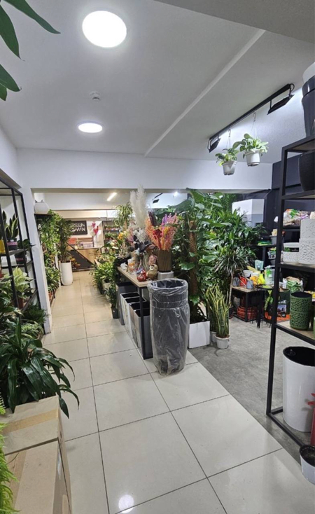 Цум / Метро Космонавты 100м2