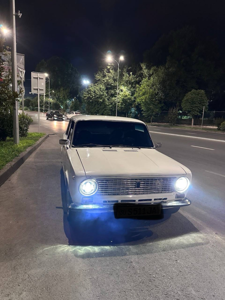Vaz.    21011.