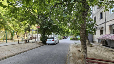 Продается квартира в Ташкенте 4/6/9.Мирзо Улугбек ул: С.Азимов (J3066)