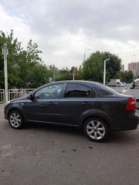 Продою автомобил
