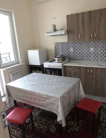 Сотилади.  ПРОДАЁТСЯ !срочно. холати зор  3 хоналик