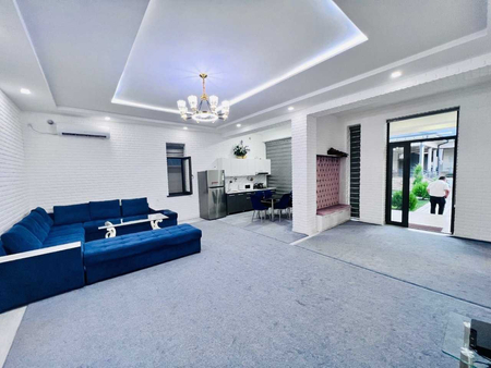 Dacha Aziz 4 / Дача Азиз 4