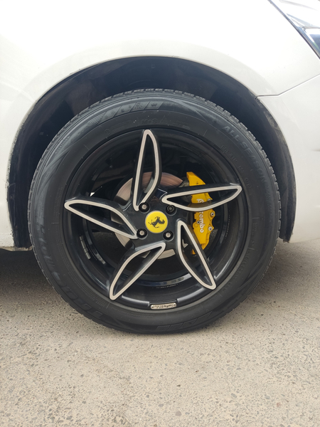Cobalt ga banan diska  balon ferrari diska r17  sotiladi