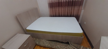 Кровать.камод. спальня