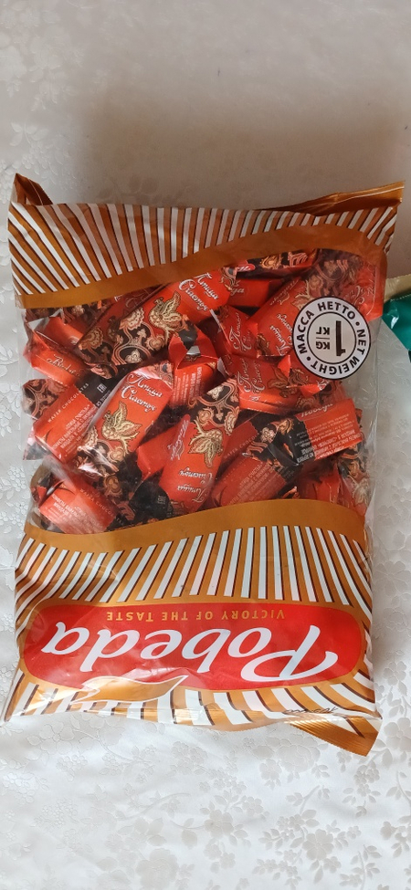 школады.   конфеты
