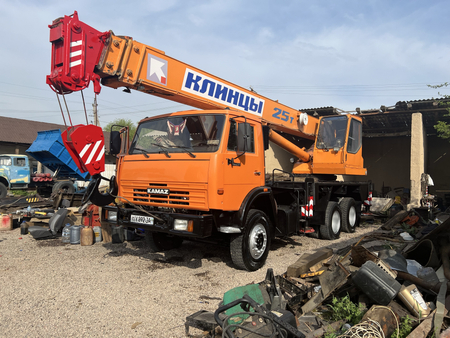 Автокран хизмати 16 т ва 25 т