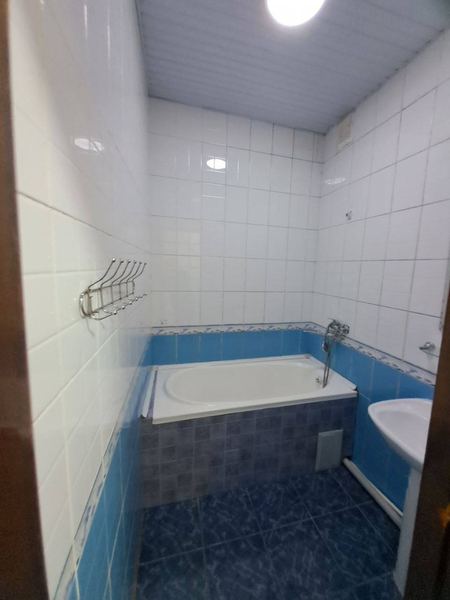Продается  Чиланзар 14 квартал. 2×3-х комнатная квартира.