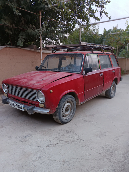 Vaz 21 02 , 1976 yil, matori yahshi!