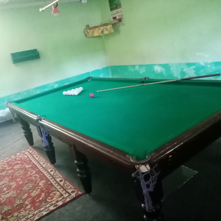 Bilyard zo'r narx
