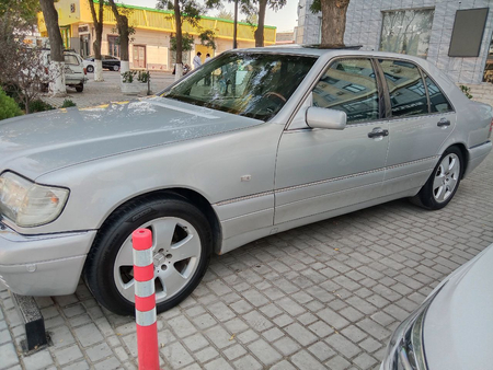 Mersedes Benz 140