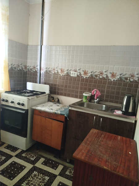 1 хонали шароити Билан
