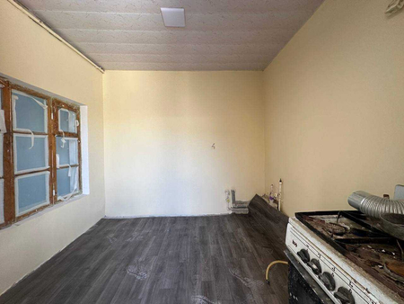 Tayyor hovli sotiladi 3 xonali 1.5 so’tiq
