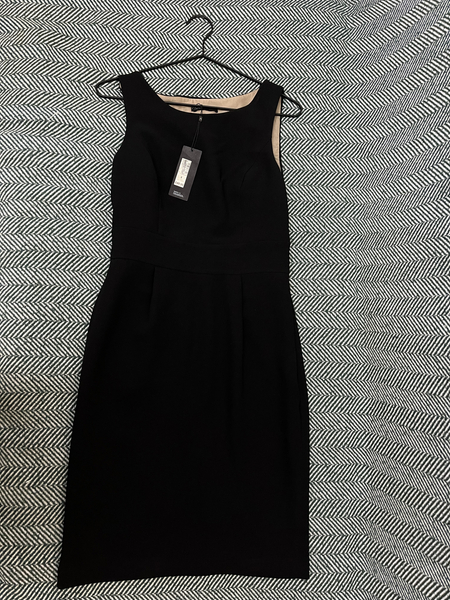 Продается новое платье Marks and Spencer