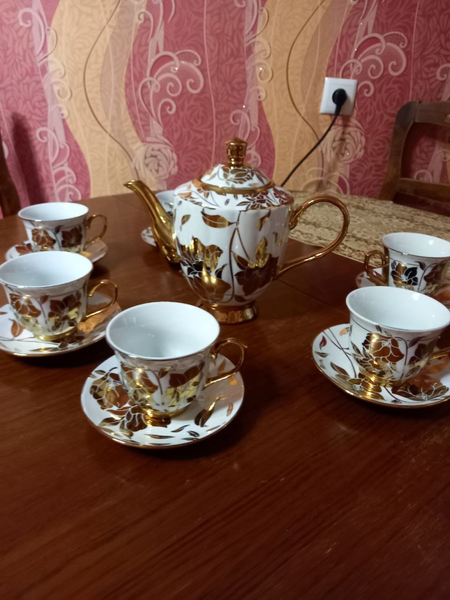 Продаю чайный сервис