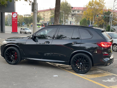 BMW X5 2023 года М комлектация