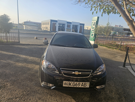 Продаётся gentra с люком